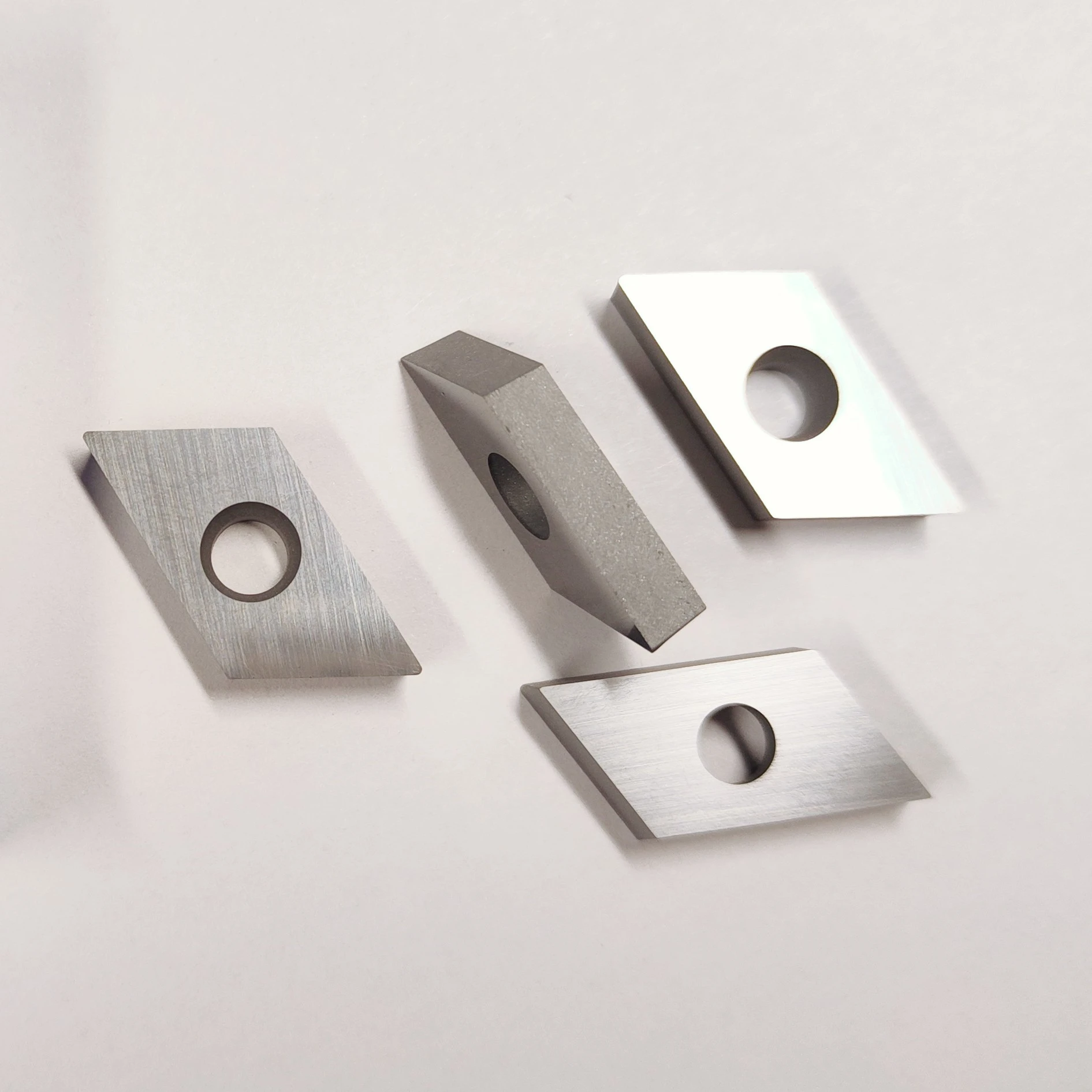 Customized cutting tools